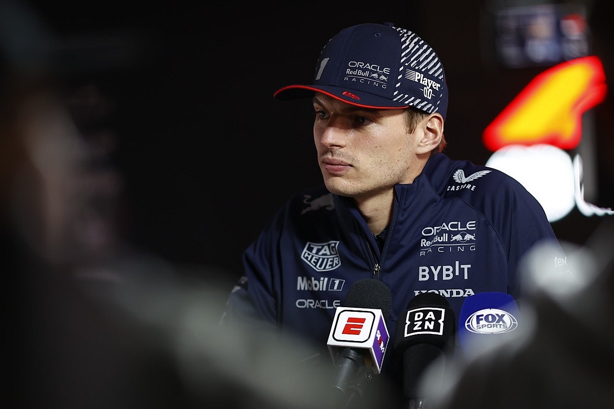 F1-update: Max Verstappen voelde zich 'een clown' in Vegas en kraakt ...