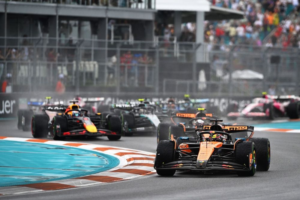 Antonelli "annoyed" by Piastri's F1 Miami sprint first corner block