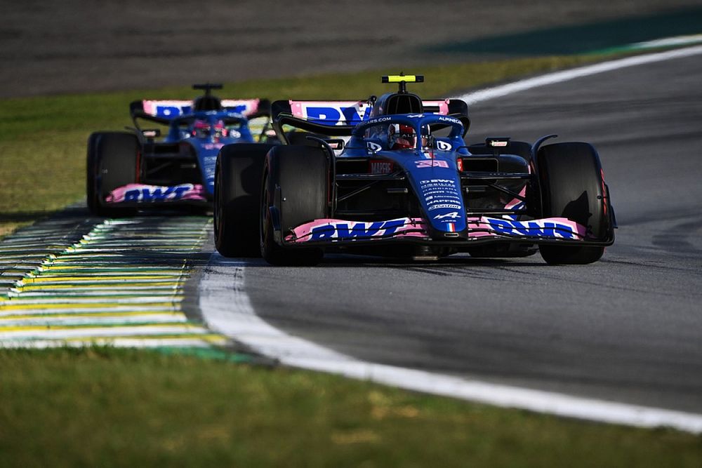 Alonso handed F1 penalty for Ocon clash as boss slams Alpine drivers