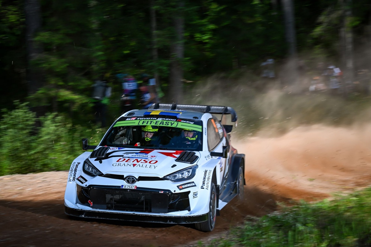 Oliver Solberg stuns WRC field to lead Rally Estonia on Rally1 return