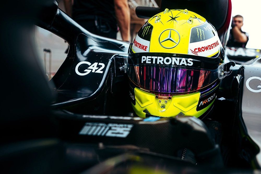 Así fue el estreno de Mick Schumacher en el Mercedes W14