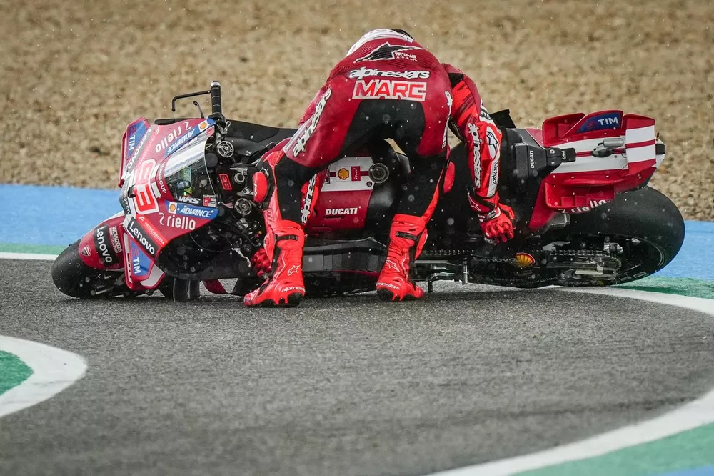 La 'norma Márquez' para entrar al pitlane llega oficialmente al ...