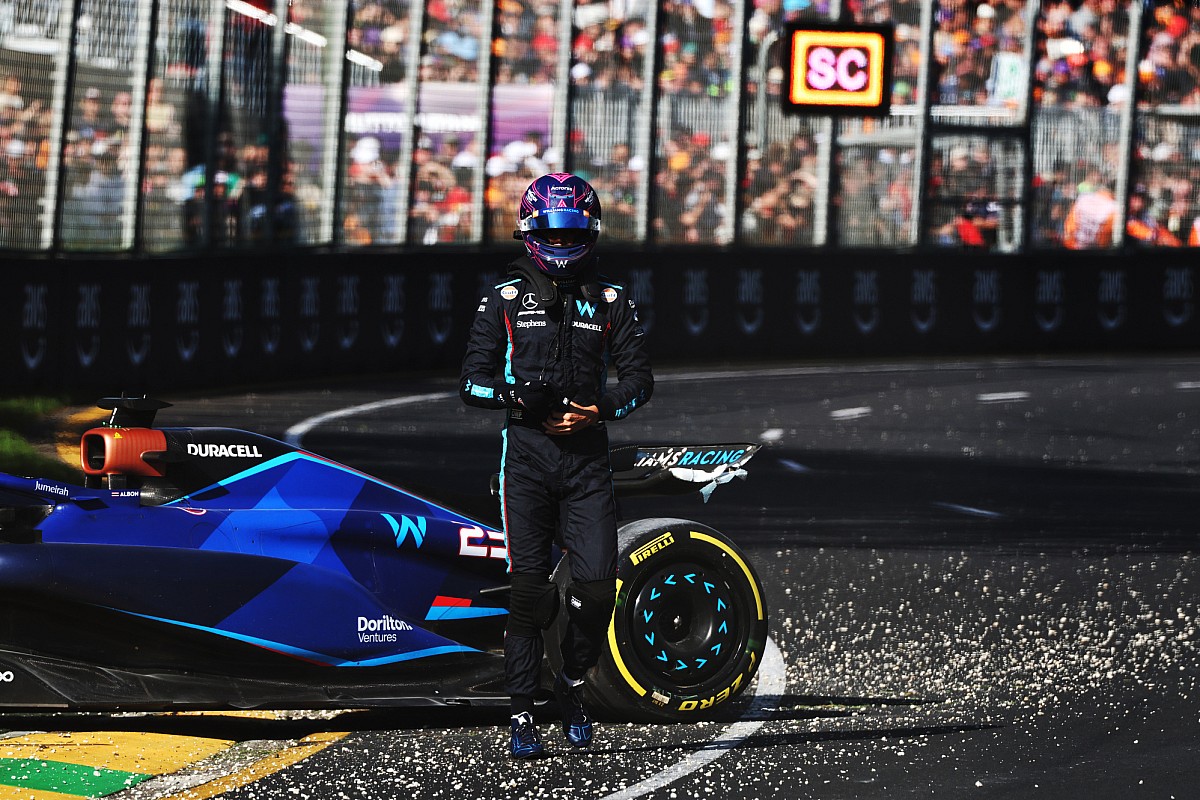 Albon F1 Australian GP crash triggered by tyre temperature spike