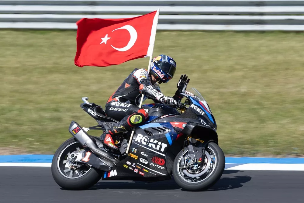 2025 WSBK İspanya: Toprak Razgatlıoğlu, 2025 Dünya Superbike Şampiyonu ...