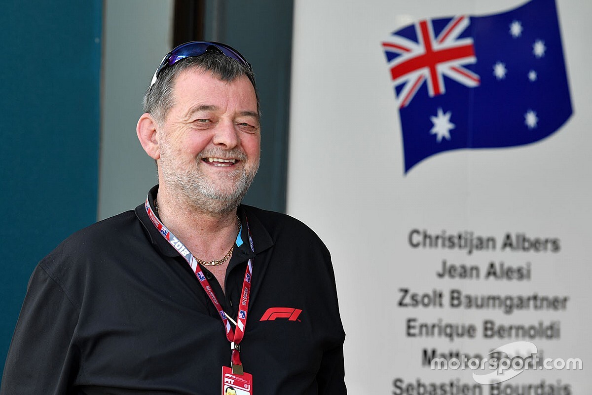 Eski Minardi patronu Formula 1’e dönüşü düşünüyor