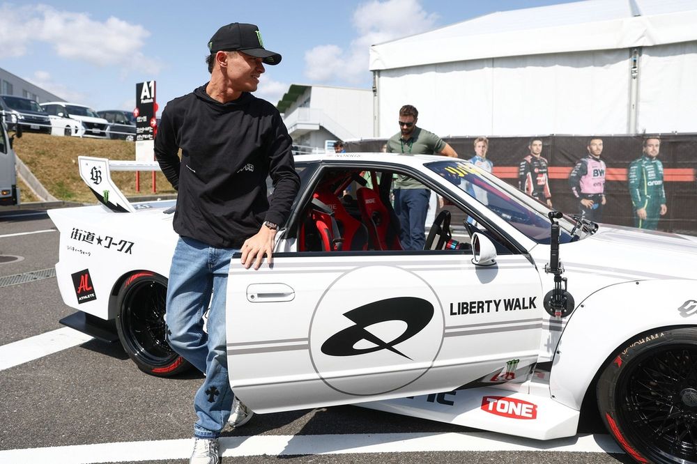 Lando Norris lifts the lid on custom Liberty Walk Nissan Skyline R32 build