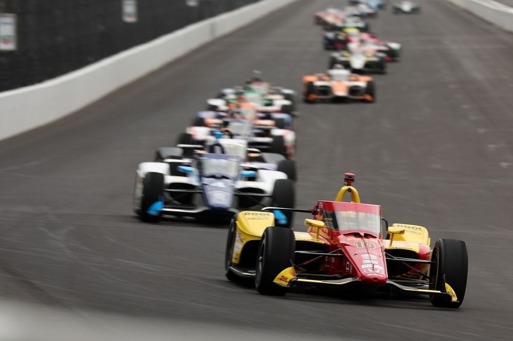 Álex Palou vult lege plek op palmares met eerste zege in Indy 500