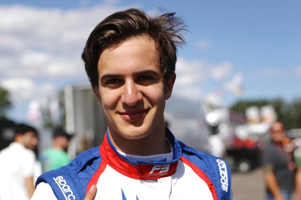 ¡México gana en FIA F3! Santiago Ramos vence en la sprint en Australia