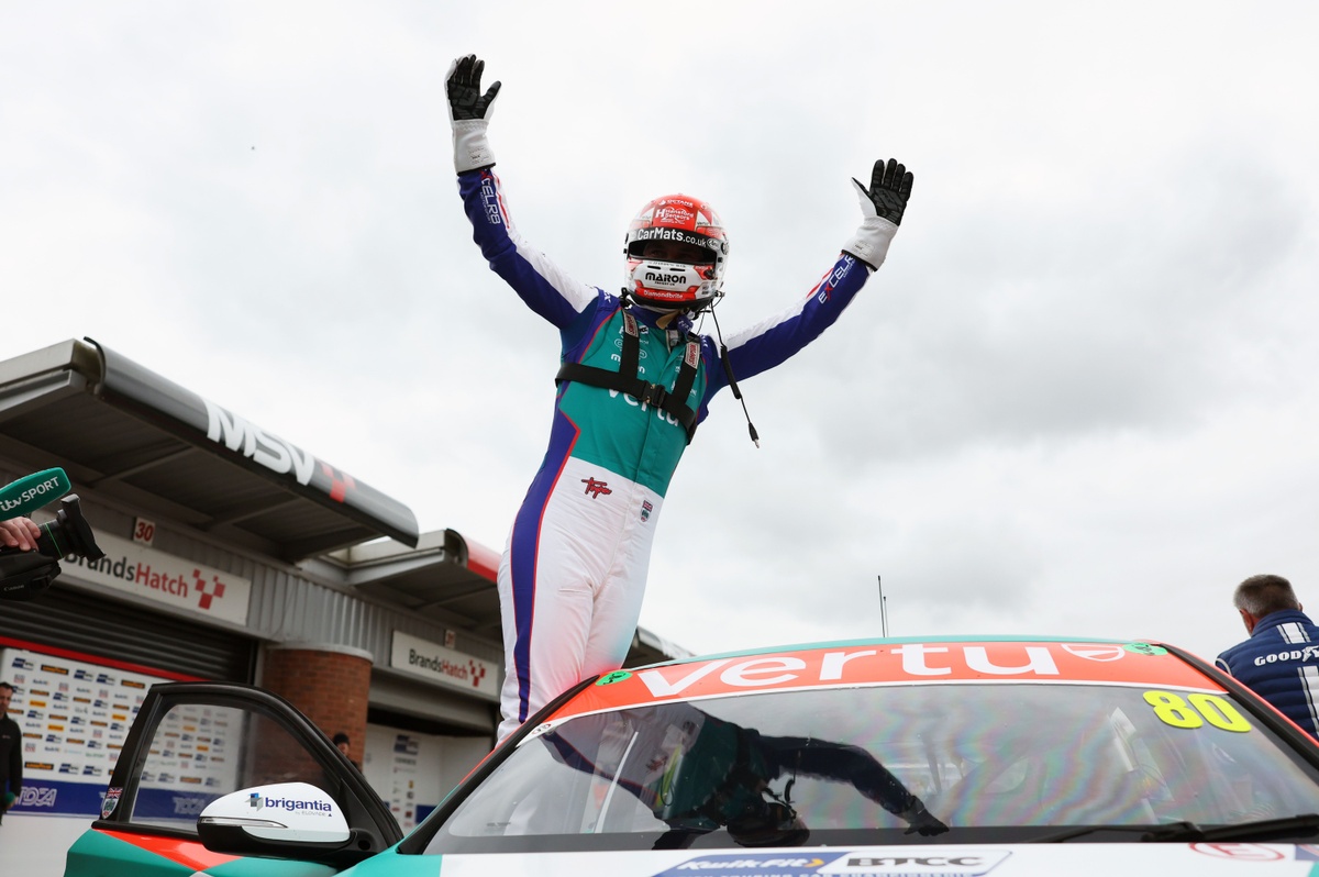 BTCC Brands Hatch: Ingram takes first win of 2026 in race three