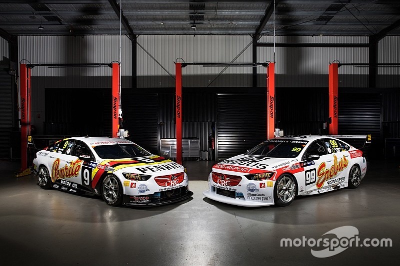 Erebus recreates famous Chickadee livery