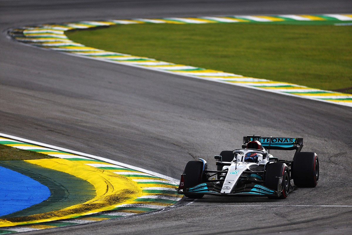 VIDEO: Russell behoudt leiding bij tweede herstart F1 Brazilië