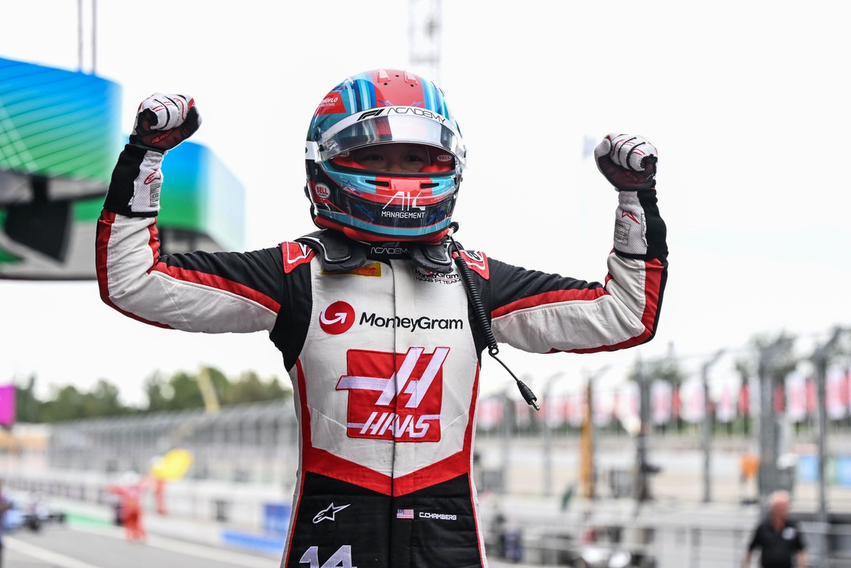 F1 Academy İspanya 2. Yarış: Chambers, rakipsiz bir şekilde ilk ...