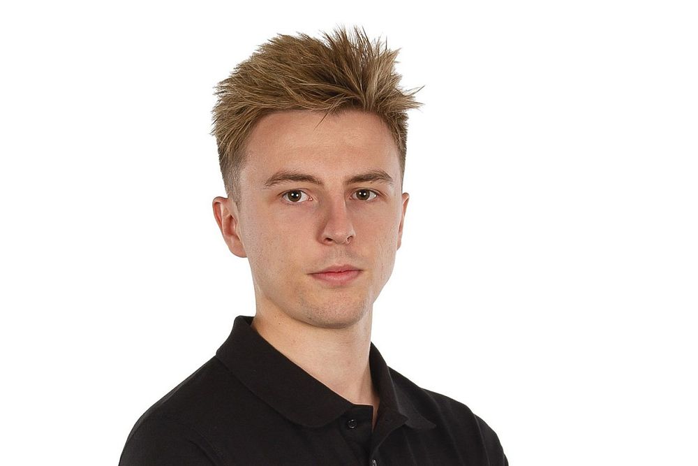 Baldwin wins Autosport’s Esports Driver of the Year Award