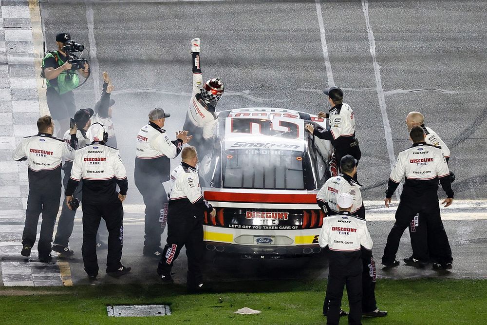 Rookie Nascar Drivers Complete Sweep: Jack Davidson Is The King Of The