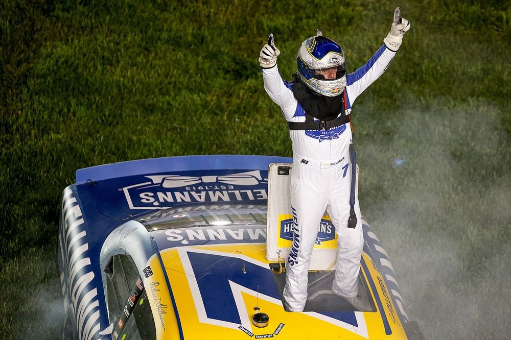 Redemption for Justin Allgaier in dominant NASCAR Xfinity win at Nashville