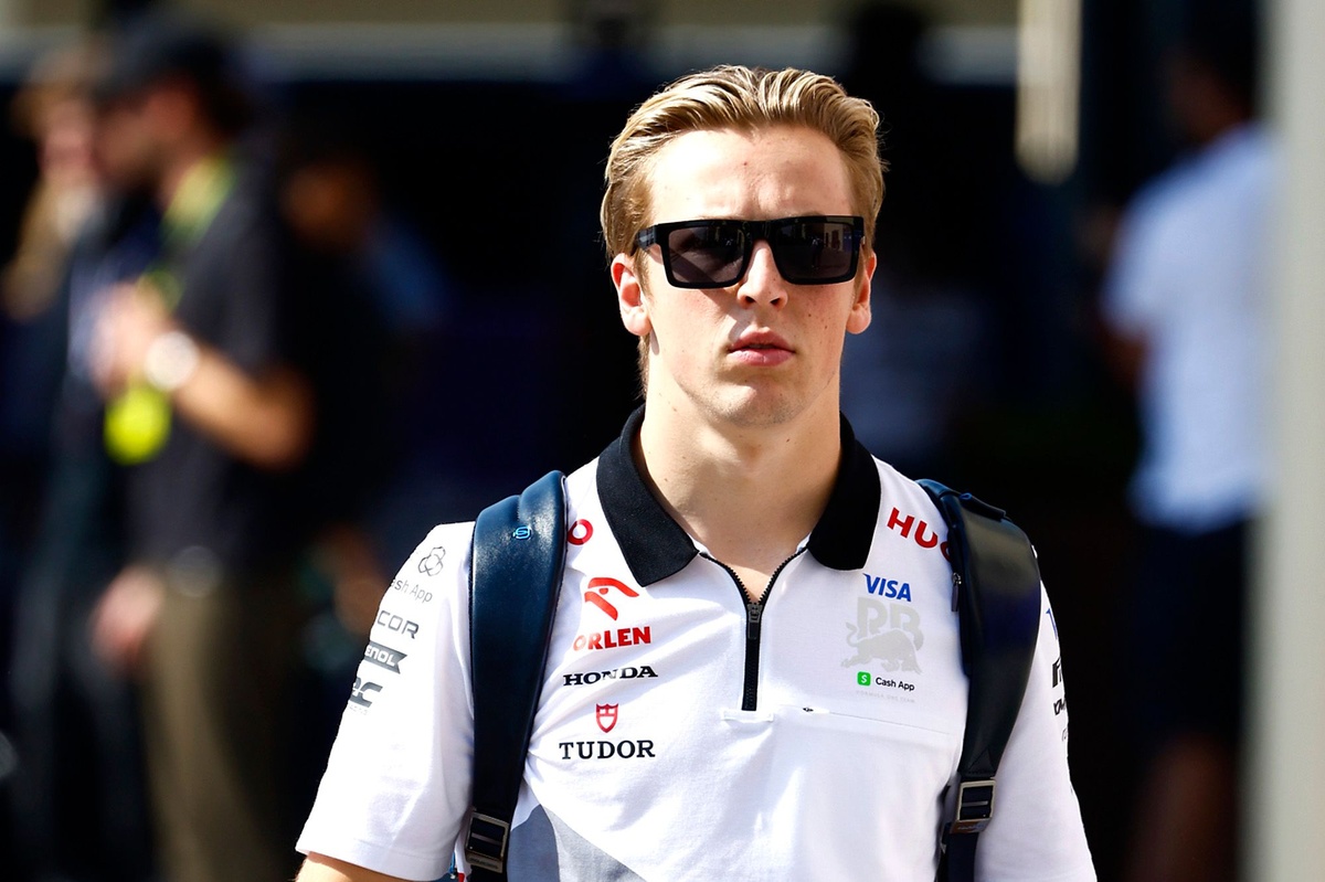 Van muziek maken tot vlogs: De hobby's van Lawson