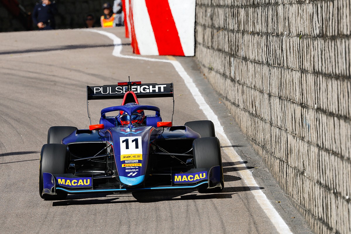 Macau GP: Browning wins after race stopped by fiery crash