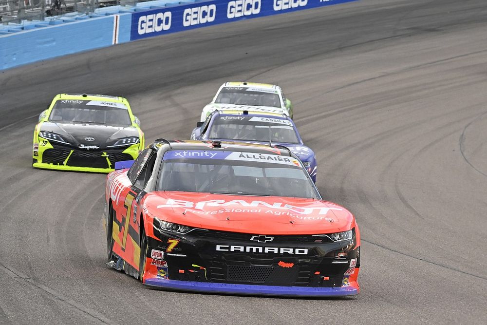 JR Motorsports revamps its NASCAR Xfinity crew chief lineup