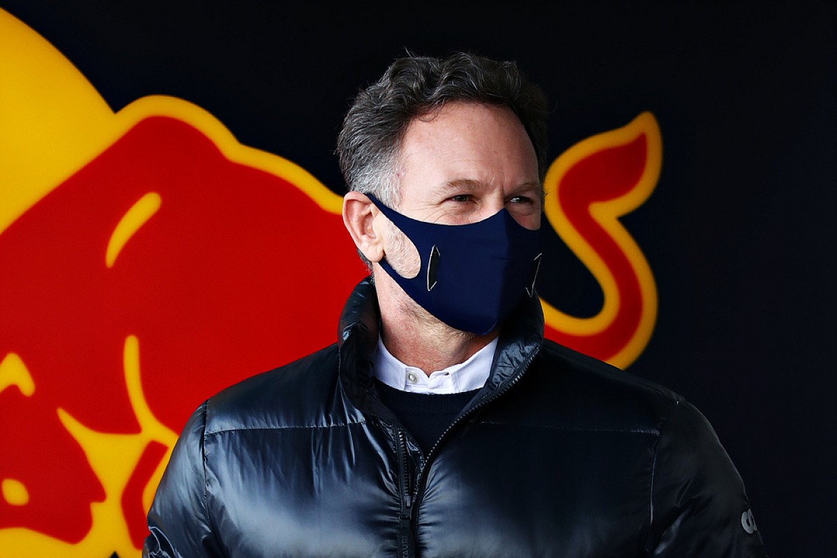 Mercedes Sukses Cari Perhatian