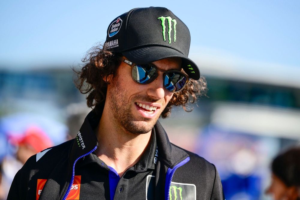 MotoGP - Rins: V4 da Yamaha é dois segundos mais lenta que atual