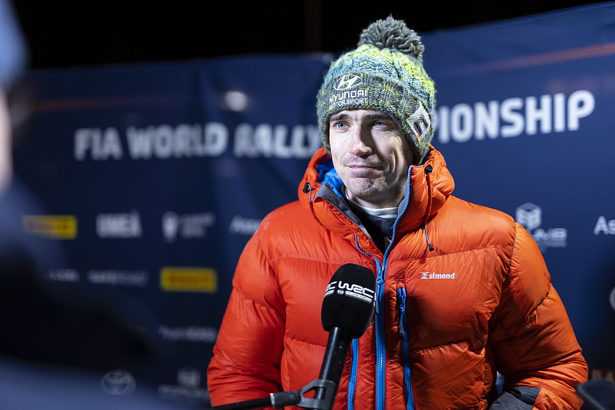 Rally world pays tribute to Breen after tragic death