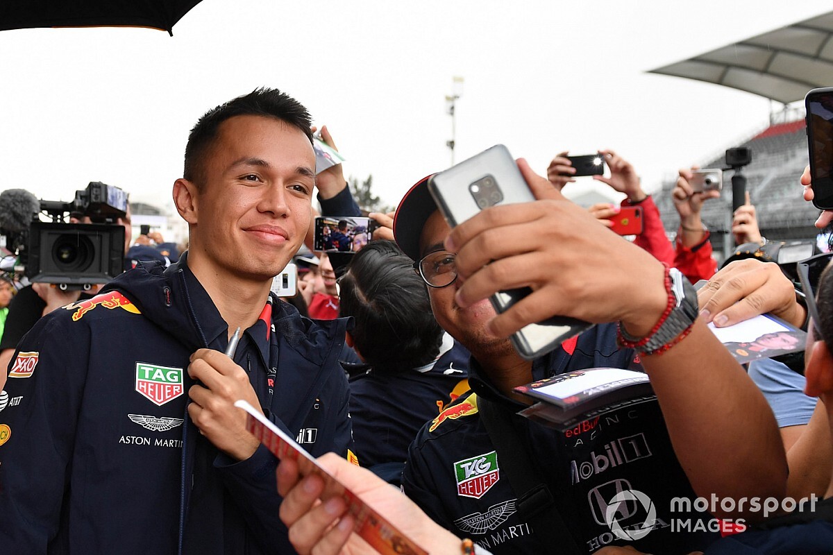 Albon: "Special" fan connection will transfer to real life