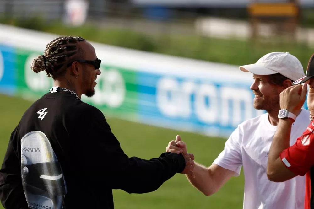 El consejo que le dio Vettel a Hamilton para Ferrari: "Aprende italiano ...