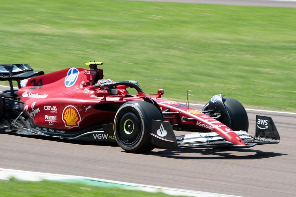 Leclerc'in kardeşi, Abu Dhabi'de Ferrari'nin direksiyonuna geçebilir