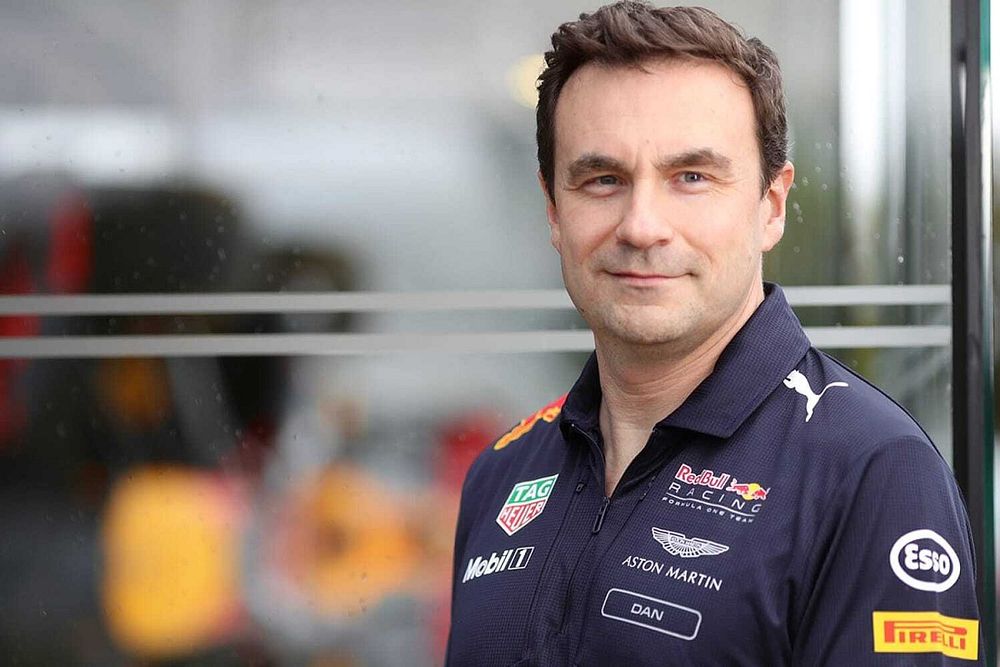 F1 | Colpo di scena: Fallows in Aston Martin con l'accordo Red Bull