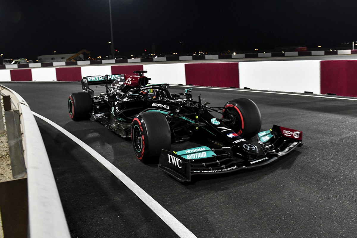 F1 Grand Prix qualifying results: Hamilton takes Qatar pole