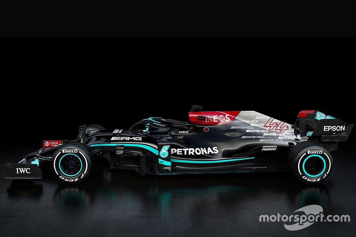 Mercedes makes F1 engine changes after pre-season "issues"