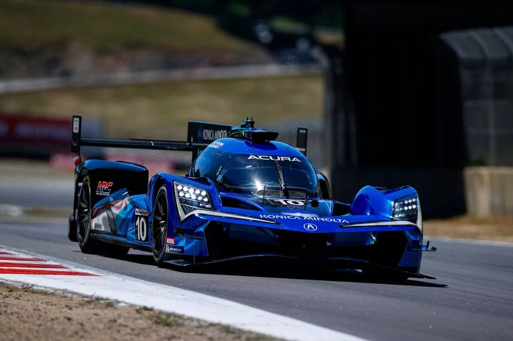 IMSA Laguna Seca: Acura fastest, Aitken shunts Cadillac in FP1