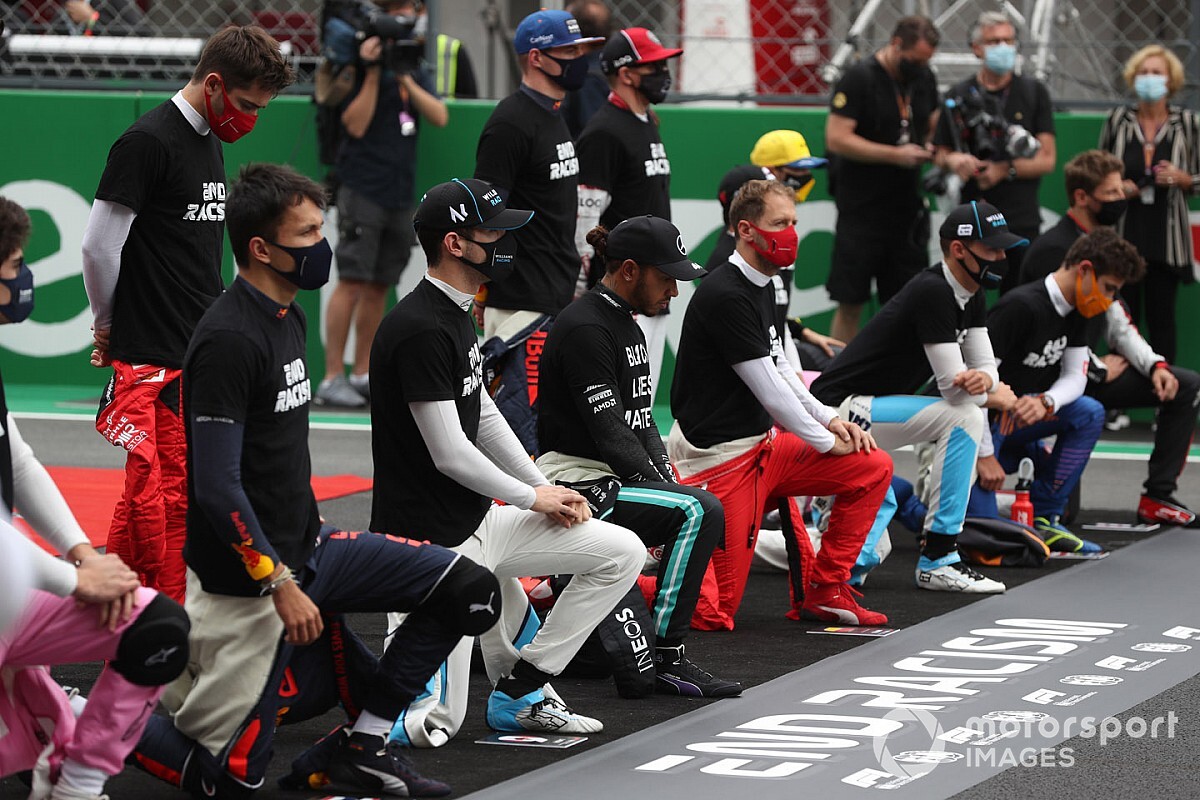 Will F1 drivers continue to take a knee in 2021?