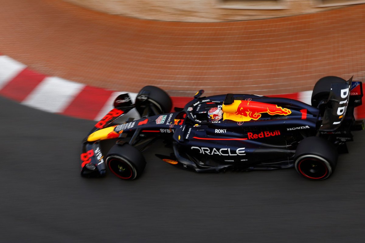 Verstappen ooit Mercedes-coureur? "Onze paden gaan eens kruisen"