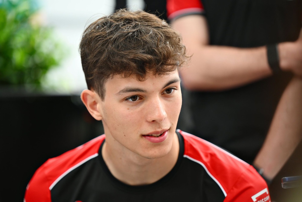 Oliver Bearman crashes out of Australian GP FP1