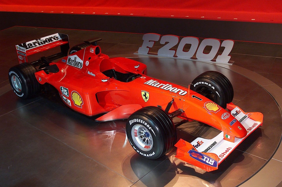 Ferrari F2001 de Michael Schumacher retorna a Mônaco para leilão