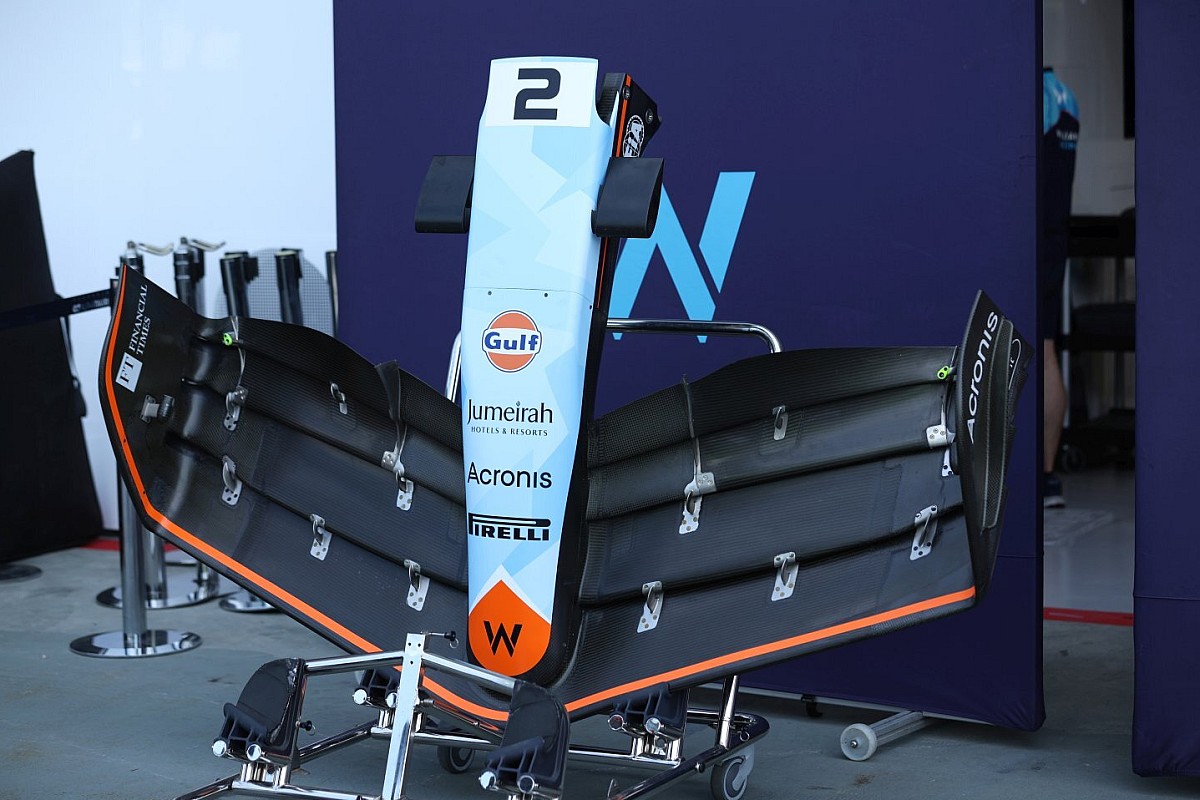 Galeri Foto Teknik dari Pit Lane F1 GP Singapura