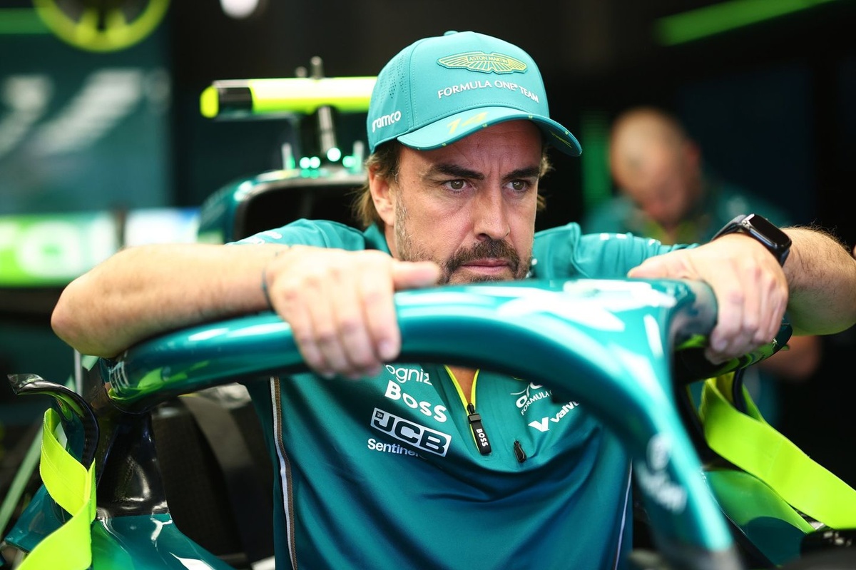 Fernando Alonso tisztázta a “legpechesebb versenyző” megjegyzését ...