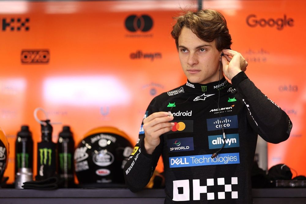 Piastri responds to Prost's "very cool" F1 comparison after Goodwood ...