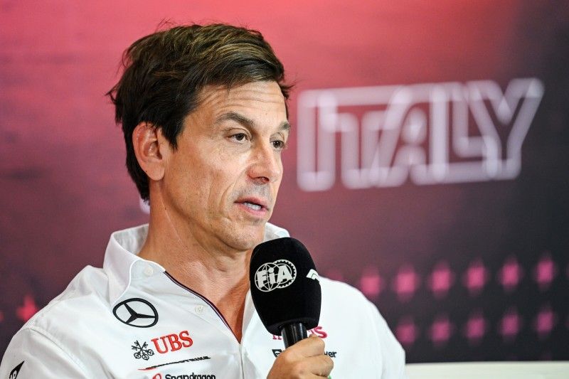"Einfach keine Pace" bei Red Bull: Für Toto Wolff ist McLaren WM-Favorit