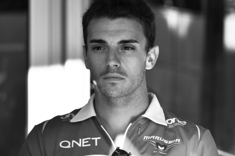 2015. július 17.: Jules Bianchi hónapokig tartó kómában töltött idő ...