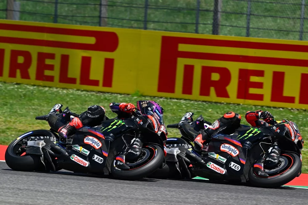 MotoGP Italia: Marco Bezzecchi lidera un emotivo 1-2 de Aprilia