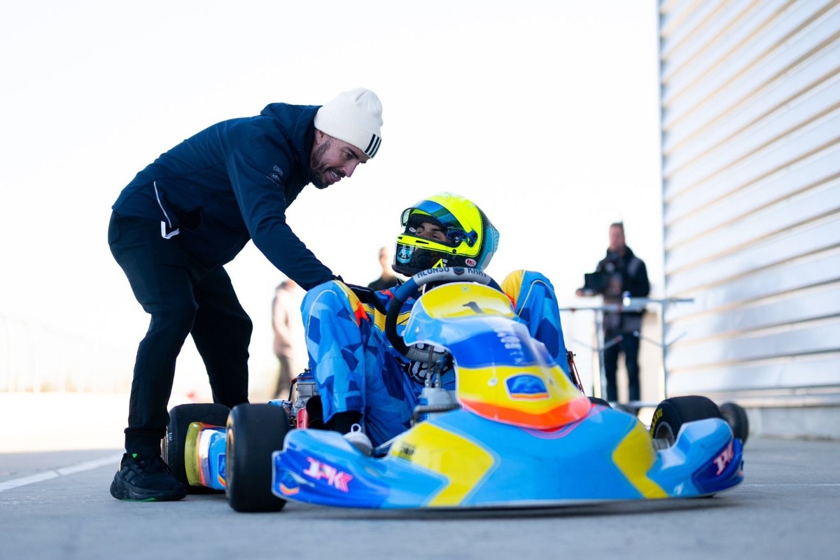 "Melhor novato":Alonso volta a exaltar Bortoleto pós-'caso Marko'