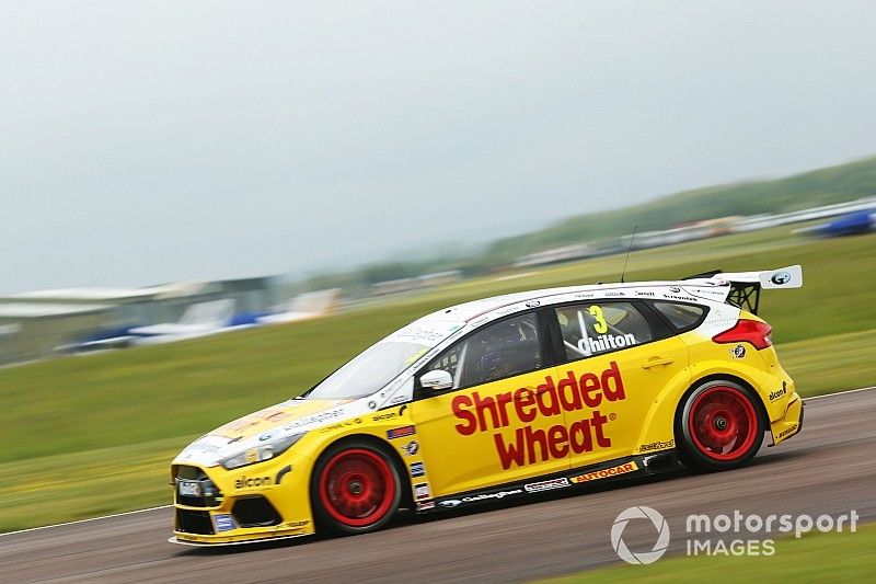 Croft BTCC: Chilton wins wet final race from pole