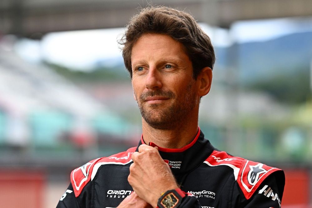 Romain Grosjean reunited with F1 helmet that saved his life in 2020 ...