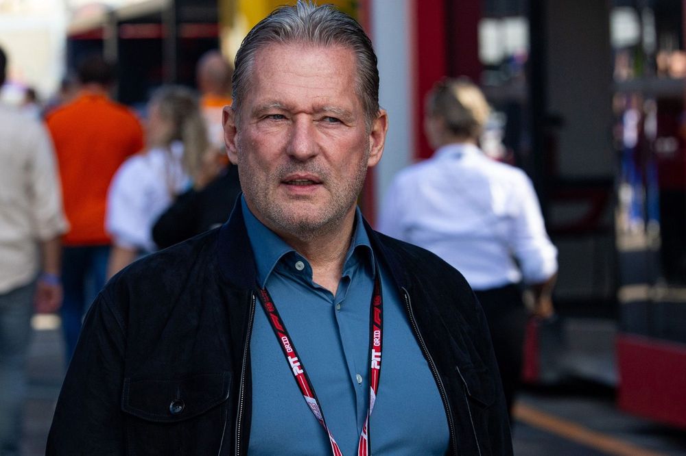 Jos Verstappen hits back at Sergio Perez's father over Red Bull fairness: "What an idiot that ...