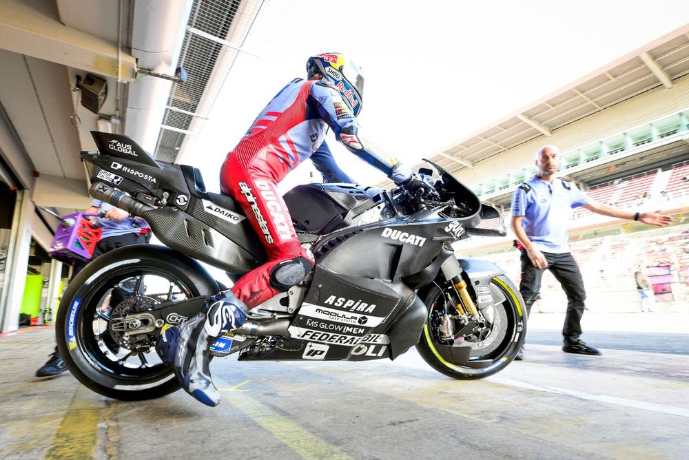 Alex Márquez bendice la Ducati GP24: "Ha mejorado a la GP23, que era un poco traidora"