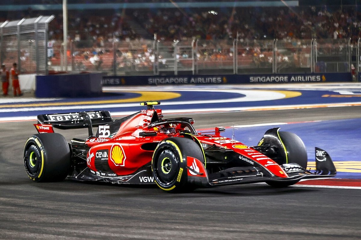 F1 Singapore GP: Sainz quickest from Leclerc by 0.018s in FP2