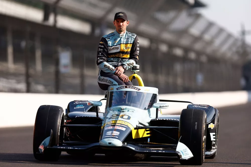 Alexander Rossi cleared to race in Indy 500, says "pain is minimal"