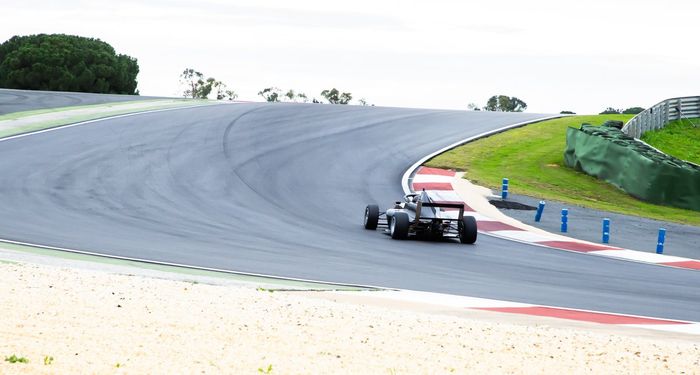 Fotos El Tc Racing De Courtois Y Merhi Ya Ha Completado Sus Primeros Test
